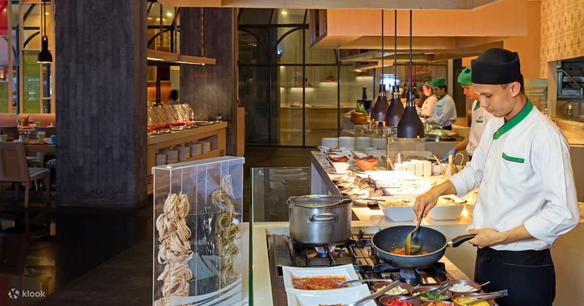 Fresh Seafood & Juicy Meat BBQ Buffet, Andaman Seafood Buffet, and ...